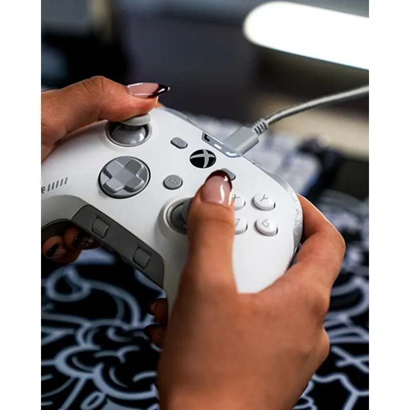SCUF Valor Pro Wired Xbox Controller for Xbox - White Gaming Excellence